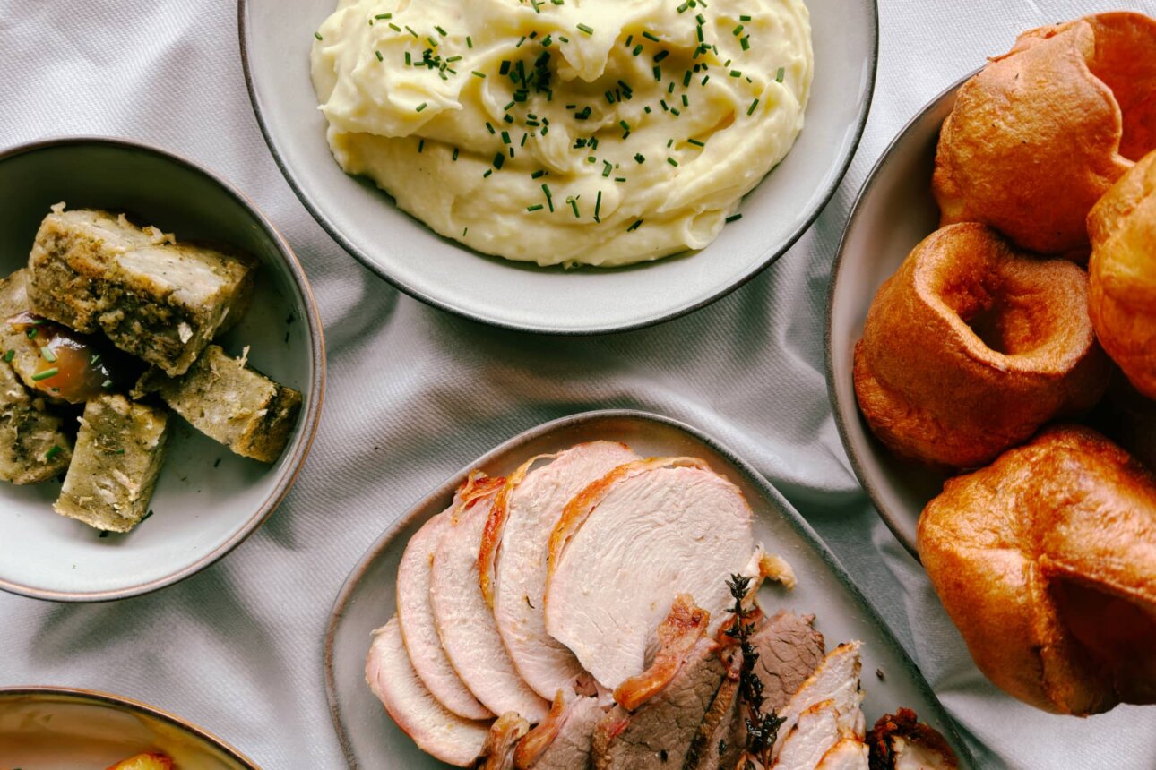 Lunch Delights: Classic Dishes With All The Trimmings - Metrodome ...